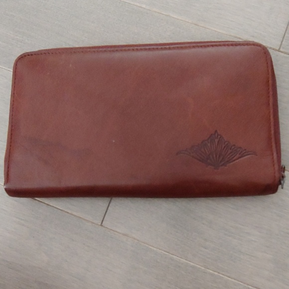 Buxton | Bags | Buxton Wallet | Poshmark
